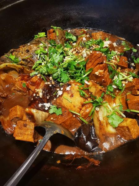 大马哈鱼炖豆腐怎么做_大马哈鱼炖豆腐营养价值-第2张图片-山城妙识