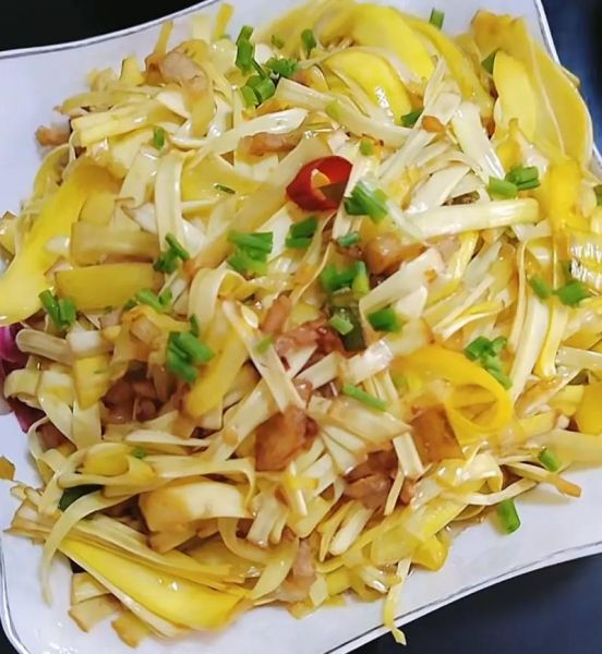 菠萝蜜丝怎么炒好吃_菠萝蜜丝炒什么最香-第2张图片-山城妙识