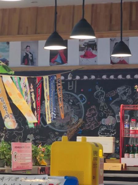 鸡腿炒饭怎么做好吃_鸡腿炒饭的秘诀-第1张图片-山城妙识