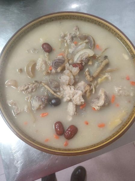 牛鞭汤的做法_牛鞭汤的功效与禁忌-第2张图片-山城妙识