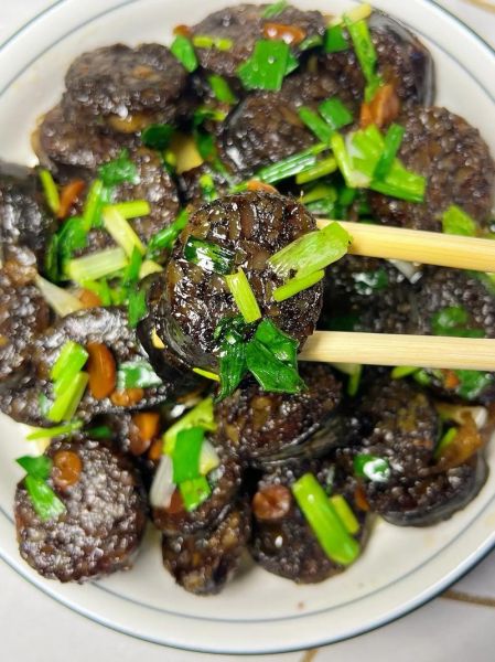 糯米猪血肠怎么做_正宗做法步骤详解-第1张图片-山城妙识