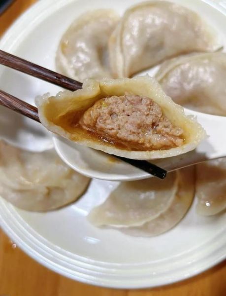 猪肉蒸饺馅怎么调_猪肉蒸饺馅做法大全-第2张图片-山城妙识 猪肉蒸饺馅怎么调_猪肉蒸饺馅做法大全-第2张图片-山城妙识