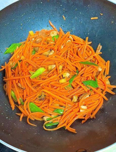 胡萝卜炒菜怎么炒好吃_胡萝卜炒菜的营养价值-第2张图片-山城妙识 胡萝卜炒菜怎么炒好吃_胡萝卜炒菜的营养价值-第2张图片-山城妙识
