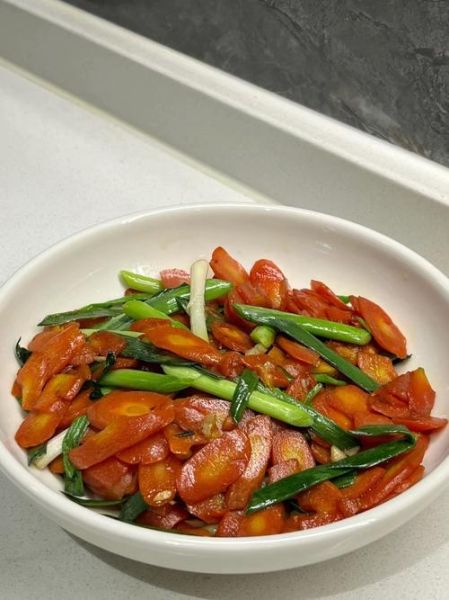 胡萝卜炒菜怎么炒好吃_胡萝卜炒菜的营养价值-第3张图片-山城妙识 胡萝卜炒菜怎么炒好吃_胡萝卜炒菜的营养价值-第3张图片-山城妙识
