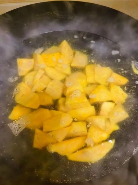 拔丝地瓜怎么做_拔丝糖浆怎么熬-第3张图片-山城妙识 拔丝地瓜怎么做_拔丝糖浆怎么熬-第3张图片-山城妙识