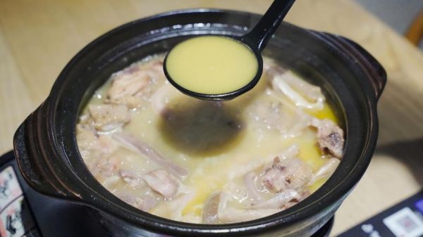 猪肚鸡怎么做才好吃_猪肚鸡配料窍门-第2张图片-山城妙识