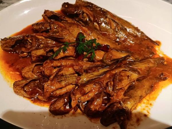 酱焖嘎鱼用什么酱好吃_嘎鱼焖制最佳酱料推荐-第3张图片-山城妙识