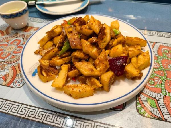 新疆炒烤肉怎么做_正宗做法步骤-第1张图片-山城妙识 新疆炒烤肉怎么做_正宗做法步骤-第1张图片-山城妙识