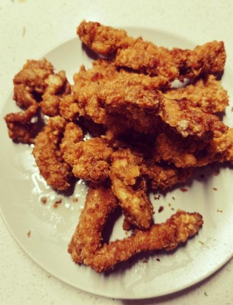 炸鸡柳怎么做才外酥里嫩_炸鸡柳用淀粉还是面粉-第1张图片-山城妙识 炸鸡柳怎么做才外酥里嫩_炸鸡柳用淀粉还是面粉-第1张图片-山城妙识