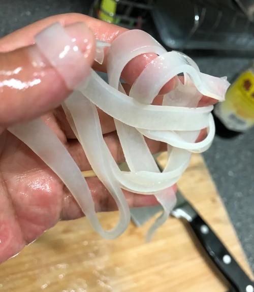 凉皮怎么做才筋道_凉皮不洗面能成功吗-第2张图片-山城妙识