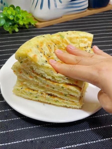 葱花饼怎么做才酥脆松软_葱花饼的配方和技巧-第2张图片-山城妙识