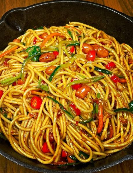 凉拌面条怎么做好吃_凉拌面条的做法窍门-第1张图片-山城妙识