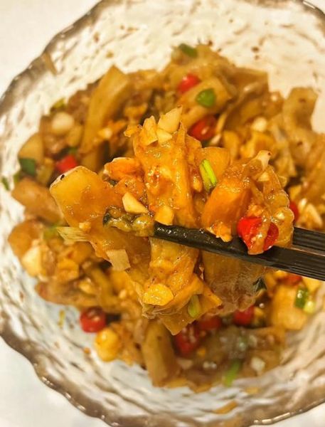 凉拌茄子可以煮吗_茄子凉拌前要不要焯水-第1张图片-山城妙识