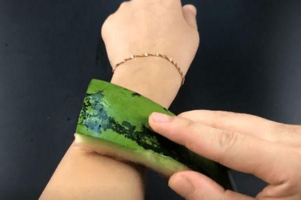 西瓜皮擦脸一天几次_西瓜皮擦脸的正确方法-第2张图片-山城妙识