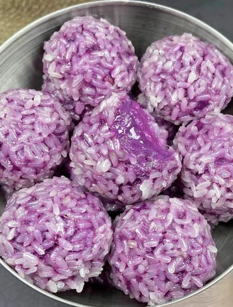 紫薯糯米丸子怎么做_紫薯糯米丸子需要蒸多久-第1张图片-山城妙识 紫薯糯米丸子怎么做_紫薯糯米丸子需要蒸多久-第1张图片-山城妙识