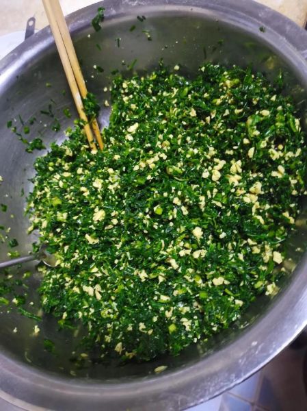 荠菜水饺馅怎么做_荠菜水饺馅的简单做法-第1张图片-山城妙识