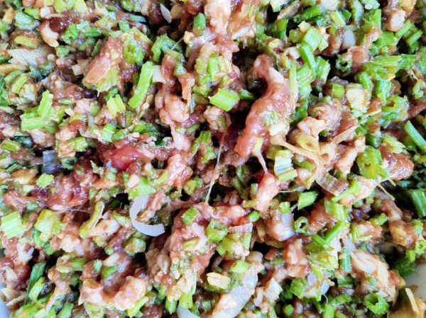 羊肉馅饺子怎么调馅好吃_羊肉饺子馅放什么去膻-第3张图片-山城妙识