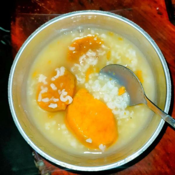 红薯粥什么时候放红薯_红薯粥先放还是后放-第1张图片-山城妙识