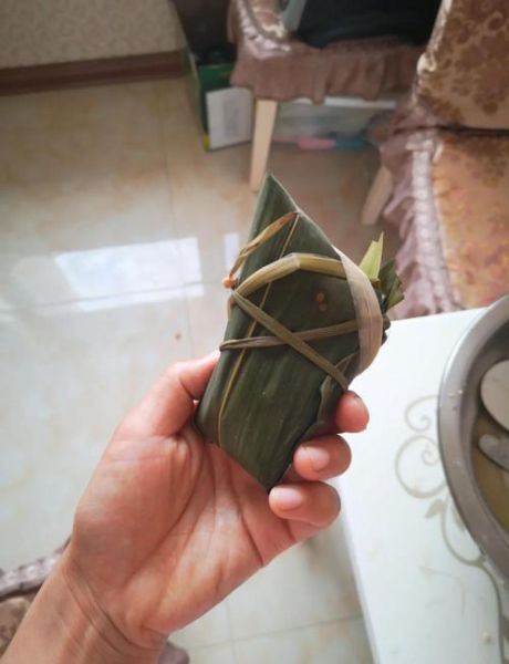 包肉粽子怎么做好吃_肉粽子用什么肉最香-第1张图片-山城妙识 包肉粽子怎么做好吃_肉粽子用什么肉最香-第1张图片-山城妙识