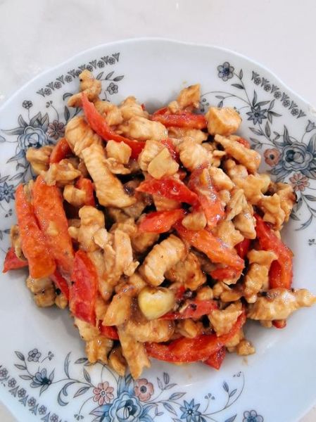 麻辣鸡胸肉怎么做_鸡胸肉怎么炒才嫩-第3张图片-山城妙识