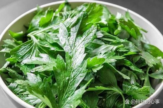 孕妇能吃芹菜叶吗_芹菜叶对胎儿有影响吗-第2张图片-山城妙识