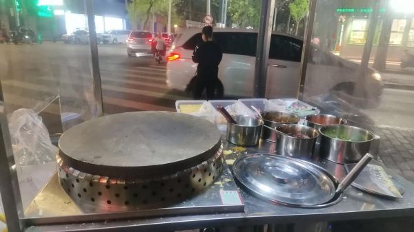 卖杂粮煎饼累死了_如何减轻摆摊疲劳-第1张图片-山城妙识