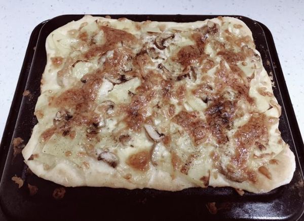 家庭比萨怎么做_家用烤箱温度时间设置-第2张图片-山城妙识