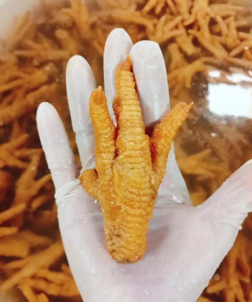 虎皮凤爪怎么炸出虎皮_虎皮凤爪焯水多久合适-第2张图片-山城妙识