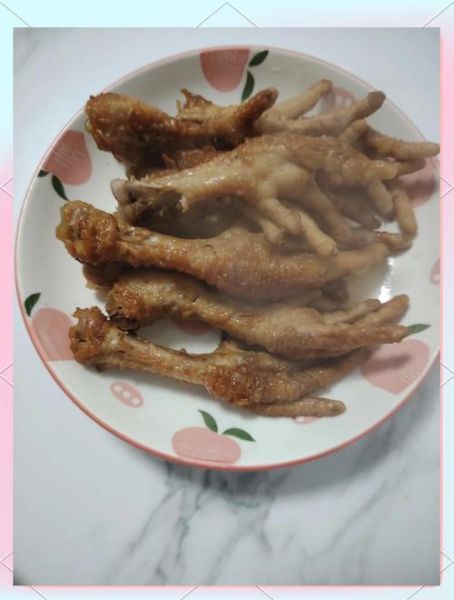 虎皮凤爪怎么炸出虎皮_虎皮凤爪焯水多久合适-第3张图片-山城妙识