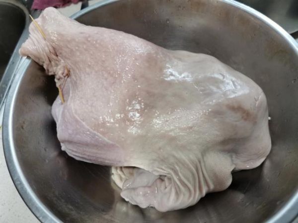 正宗猪肚包鸡怎么做_猪肚包鸡配方详解-第2张图片-山城妙识