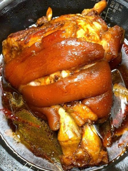 清炖肘子怎么做_清炖肘子需要焯水吗-第3张图片-山城妙识