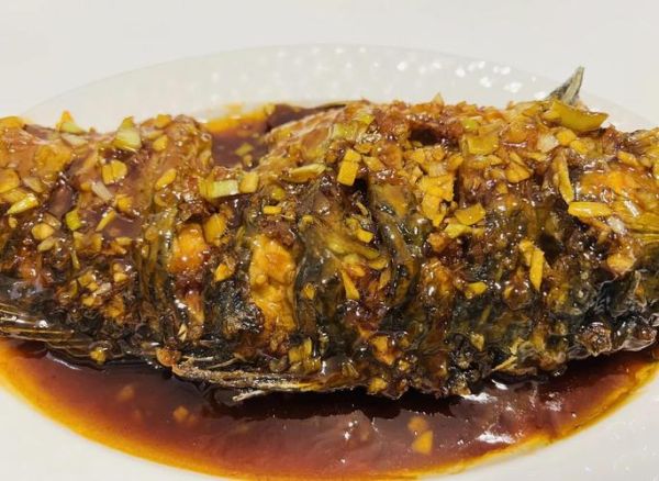 糖醋鲤鱼怎么做好吃_家庭糖醋鲤鱼简单做法-第2张图片-山城妙识