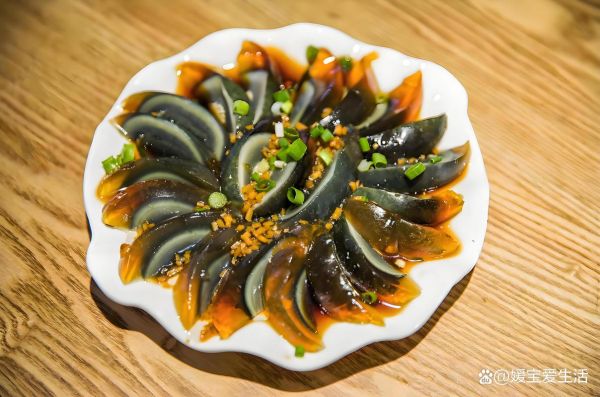 松花蛋凉拌放什么_松花蛋凉拌怎么调好吃-第3张图片-山城妙识 松花蛋凉拌放什么_松花蛋凉拌怎么调好吃-第3张图片-山城妙识