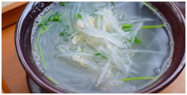 鳗鱼汤的做法大全窍门_鳗鱼汤怎么炖才奶白-第2张图片-山城妙识