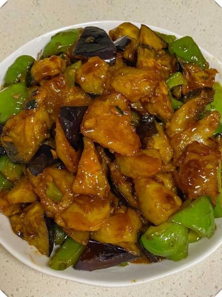 东北地三鲜怎么做_家常地三鲜茄子土豆青椒做法-第2张图片-山城妙识 东北地三鲜怎么做_家常地三鲜茄子土豆青椒做法-第2张图片-山城妙识