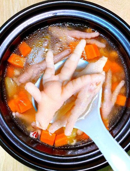 凤爪汤怎么炖_凤爪汤的做法步骤-第1张图片-山城妙识 凤爪汤怎么炖_凤爪汤的做法步骤-第1张图片-山城妙识