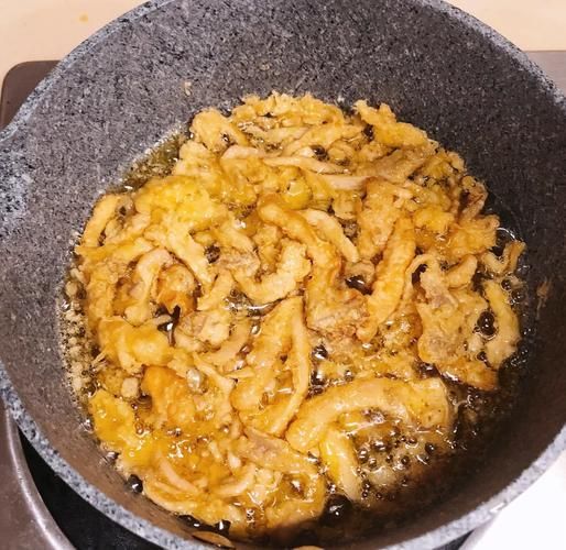 椒盐蘑菇怎么做_家常椒盐蘑菇的做法大全-第1张图片-山城妙识