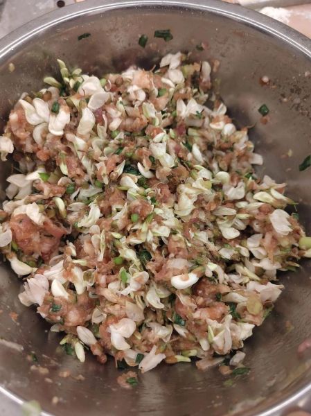 干槐花包子馅要不要炒_槐花包子馅炒不炒-第2张图片-山城妙识 干槐花包子馅要不要炒_槐花包子馅炒不炒-第2张图片-山城妙识