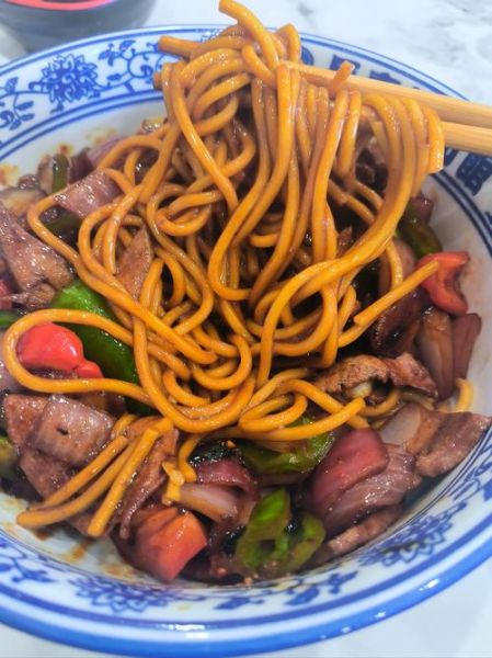 猪肝面线怎么做_猪肝面线哪里最正宗-第1张图片-山城妙识