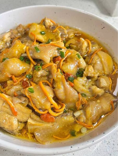 清蒸鸡怎么做_清蒸鸡蒸多久才熟-第3张图片-山城妙识