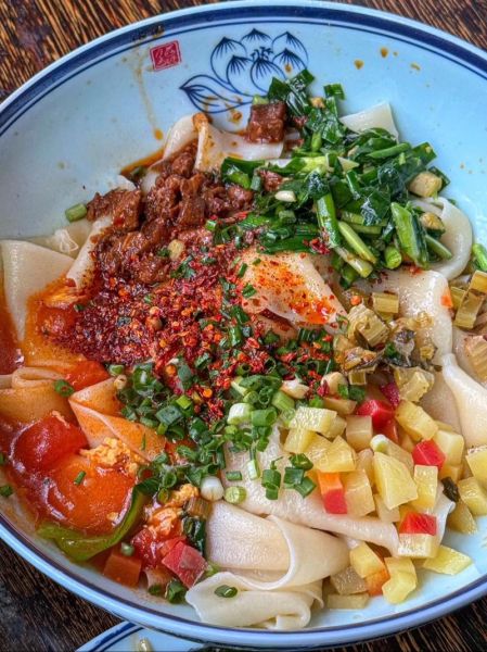 裤带面是biangbiang面吗_陕西面食区别-第3张图片-山城妙识