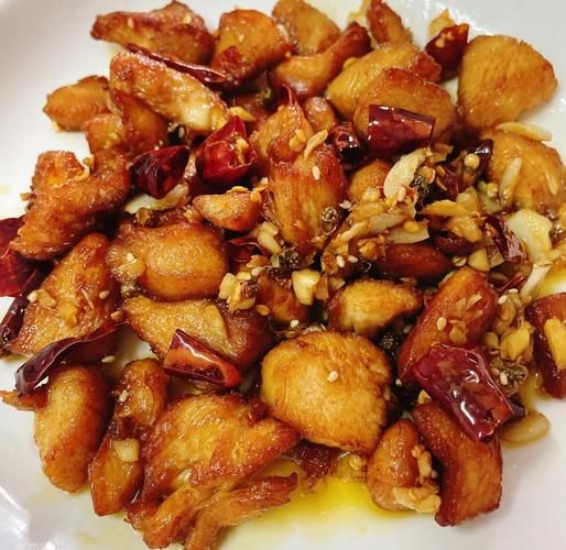 宫爆鸡丁最简单的家常做法步骤_宫爆鸡丁的材料有哪些-第3张图片-山城妙识 宫爆鸡丁最简单的家常做法步骤_宫爆鸡丁的材料有哪些-第3张图片-山城妙识