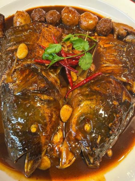 红烧草鱼头怎么做_草鱼头红烧家常做法-第3张图片-山城妙识