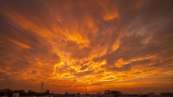 火烧云图片高清_如何拍摄火烧云-第1张图片-山城妙识 火烧云图片高清_如何拍摄火烧云-第1张图片-山城妙识