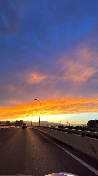 火烧云图片高清_如何拍摄火烧云-第2张图片-山城妙识 火烧云图片高清_如何拍摄火烧云-第2张图片-山城妙识