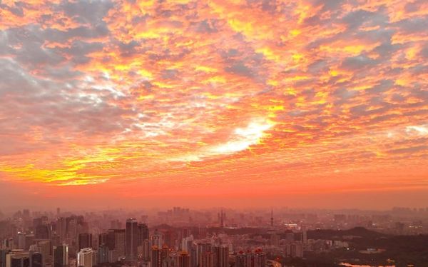 火烧云图片高清_如何拍摄火烧云-第3张图片-山城妙识 火烧云图片高清_如何拍摄火烧云-第3张图片-山城妙识