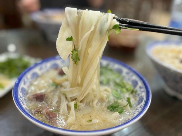 河南烩面高清图片哪里找_正宗烩面高清图怎么拍-第1张图片-山城妙识 河南烩面高清图片哪里找_正宗烩面高清图怎么拍-第1张图片-山城妙识