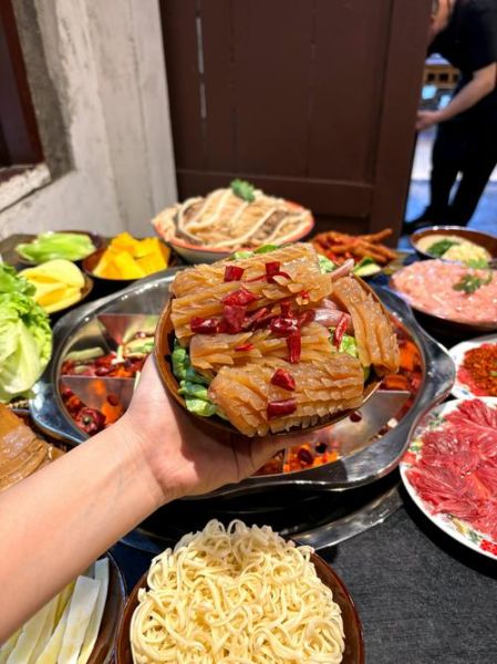 吃火锅必涮的菜单有哪些_火锅涮菜推荐-第2张图片-山城妙识 吃火锅必涮的菜单有哪些_火锅涮菜推荐-第2张图片-山城妙识