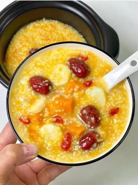 老年人早餐吃什么好_老年人早餐食谱推荐-第1张图片-山城妙识