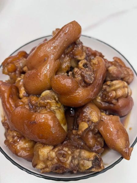 红烧猪蹄怎么做才软糯入味_最正宗的做法-第1张图片-山城妙识